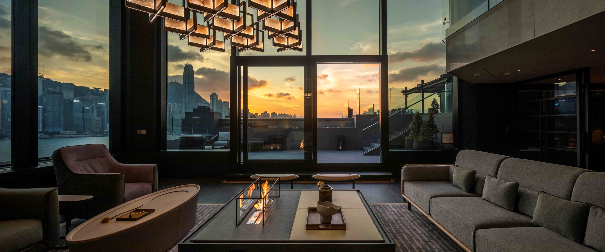 Best Suites | Tsim Sha Tsui Hotel in Hong Kong